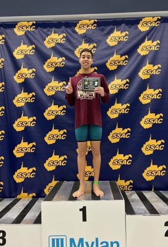 Roundup: Lugo breaks two individual marks, relay record in regional ...