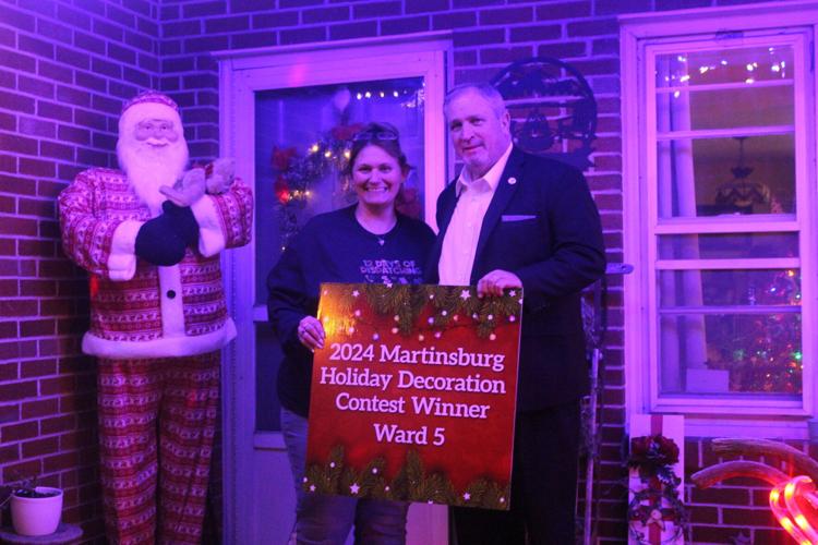 12-year-old girl named Mayor for the day for lighting up neighborhood ...