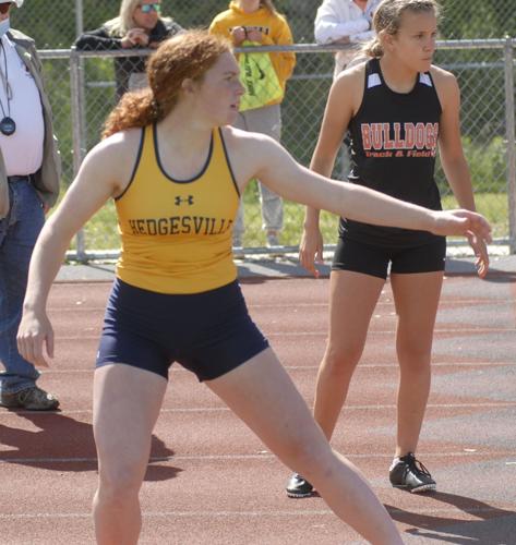 Sky high: Skylar Yates dominates high school pole-vaulting competitions ...