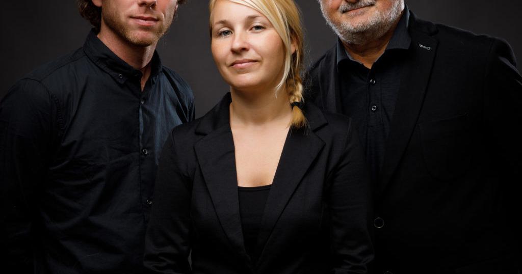 Fine French Canadian and Irish music with Sophie, Fiachra and Andre ...