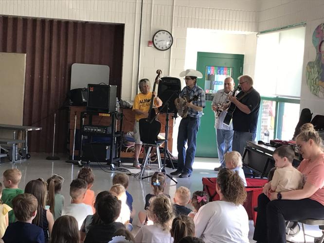 Back Creek Valley Elementary students learn about West Virginia culture ...