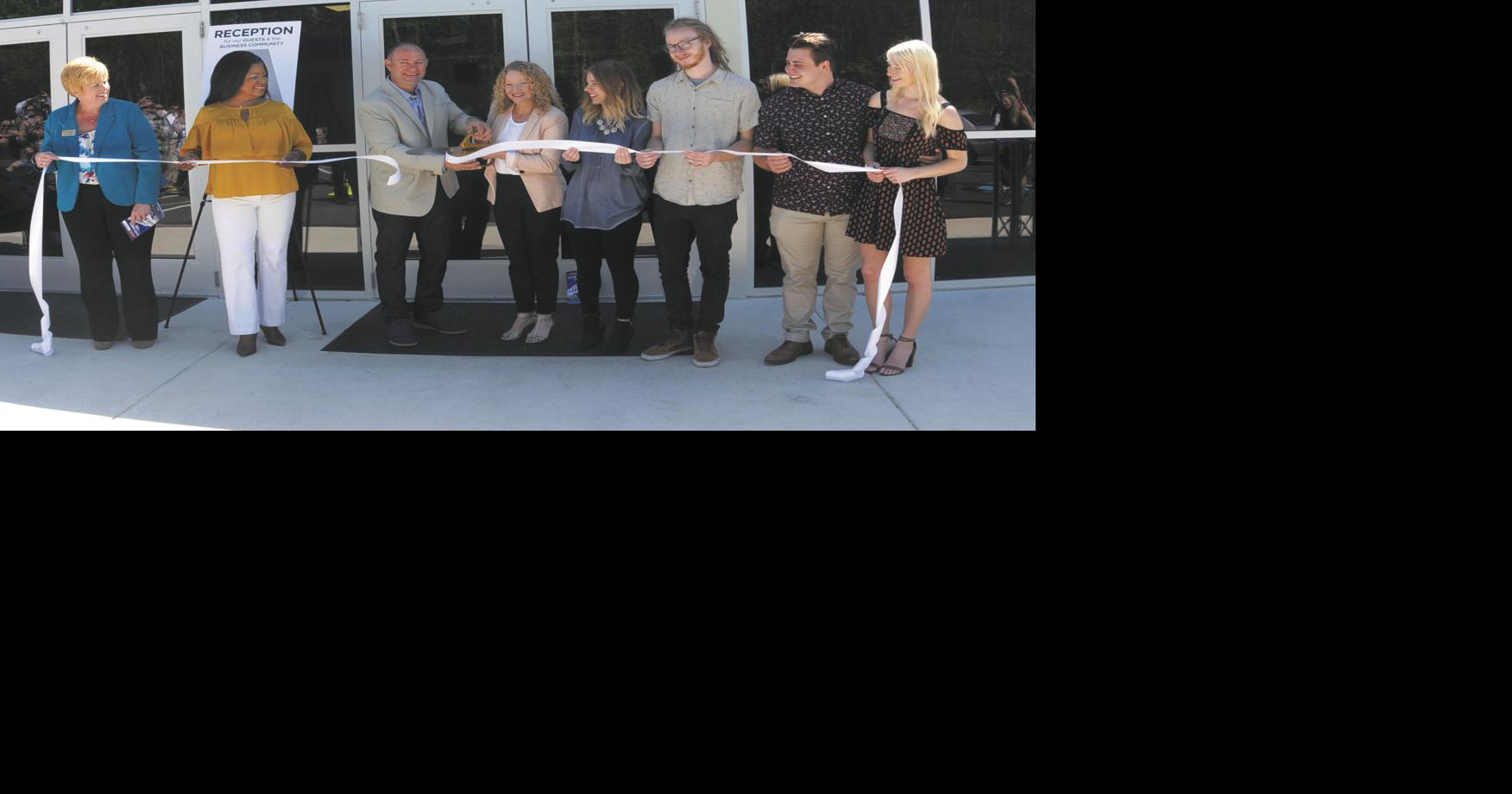 Taking Off: Airborne Church looks to be pillar of community | Local ...