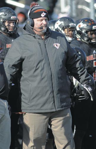 Walker returns 'home' to coach Bulldogs again | | journal-news.net