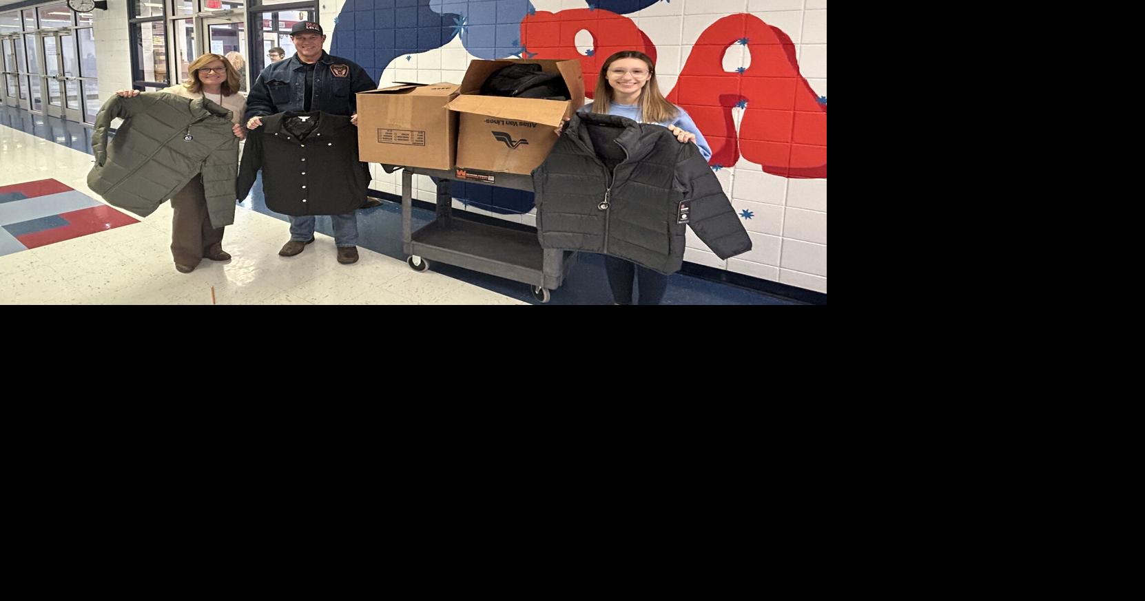 Spring Mills Middle School received coats | Journal-news | journal-news.net