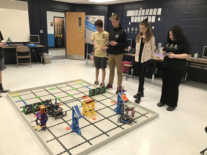 Martinsburg South Middle School robotics teams prepare for the VexIQ ...