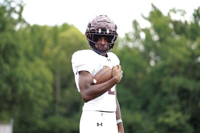 Jefferson senior WR Robinson filling new leadership role, excited for ...
