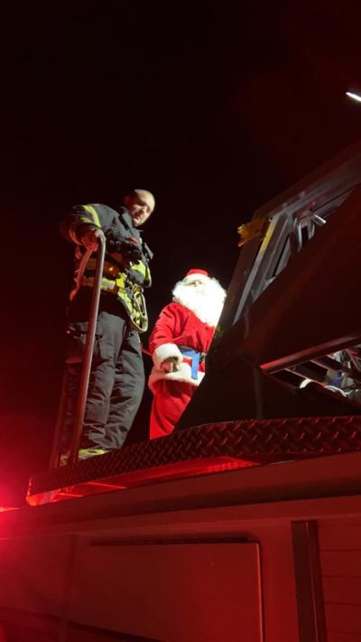 Jefferson County's fire departments escort Santa through neighborhoods ...