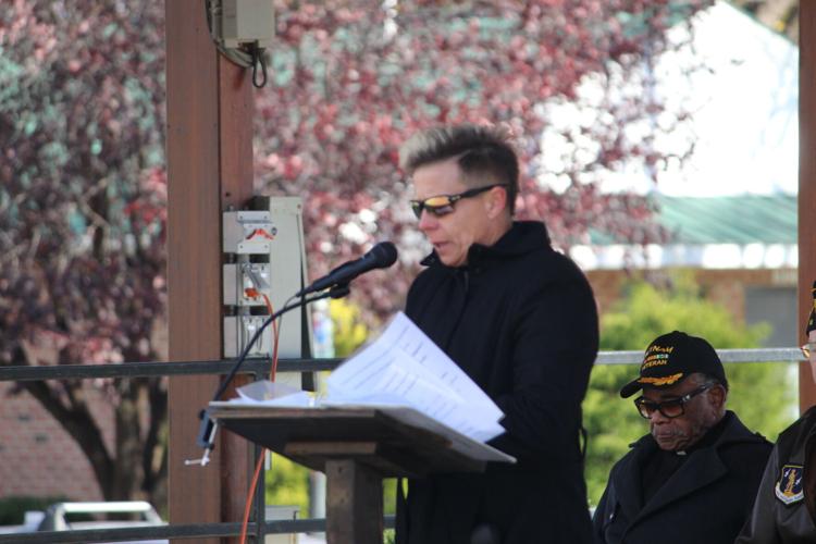Veterans honored at annual War Memorial Park ceremony | Community ...