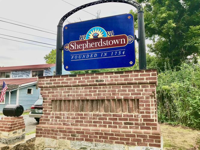 'Welcome to Shepherdstown': History explored behind new town sign by O ...