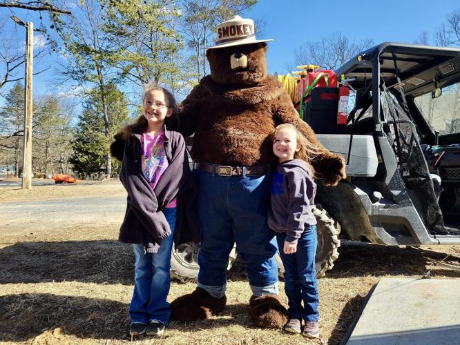 Fire Safety Day shares wildfire prevention tips with local residents ...