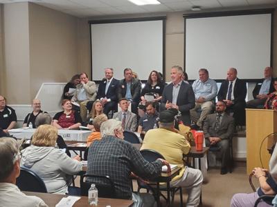 Candidates meet voters at the Sumner-Ramer Center | Journal-news ...