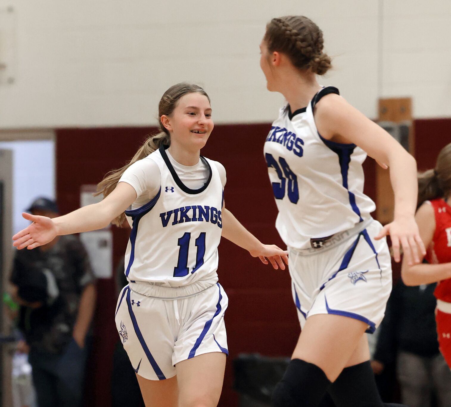 Top seeds advance to Mary Garber Classic championship games