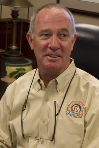 Old Dominion boosts Congdon's total 2017 compensation past $7.1 million