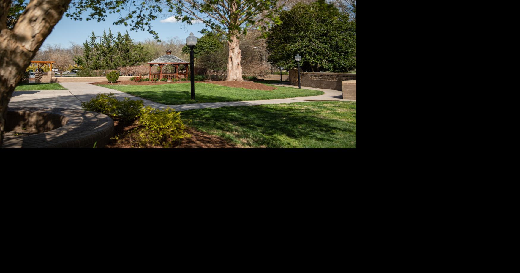 Amy Dixon: Wilkes Community College's Eddy Merle Watson Garden of the ...