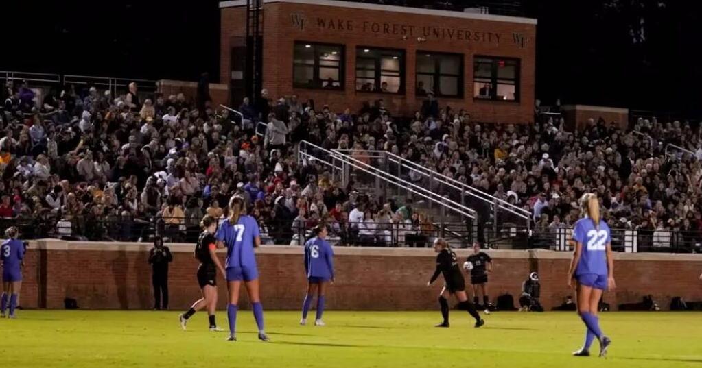 Wake Forest falls to top-ranked Duke in women's soccer