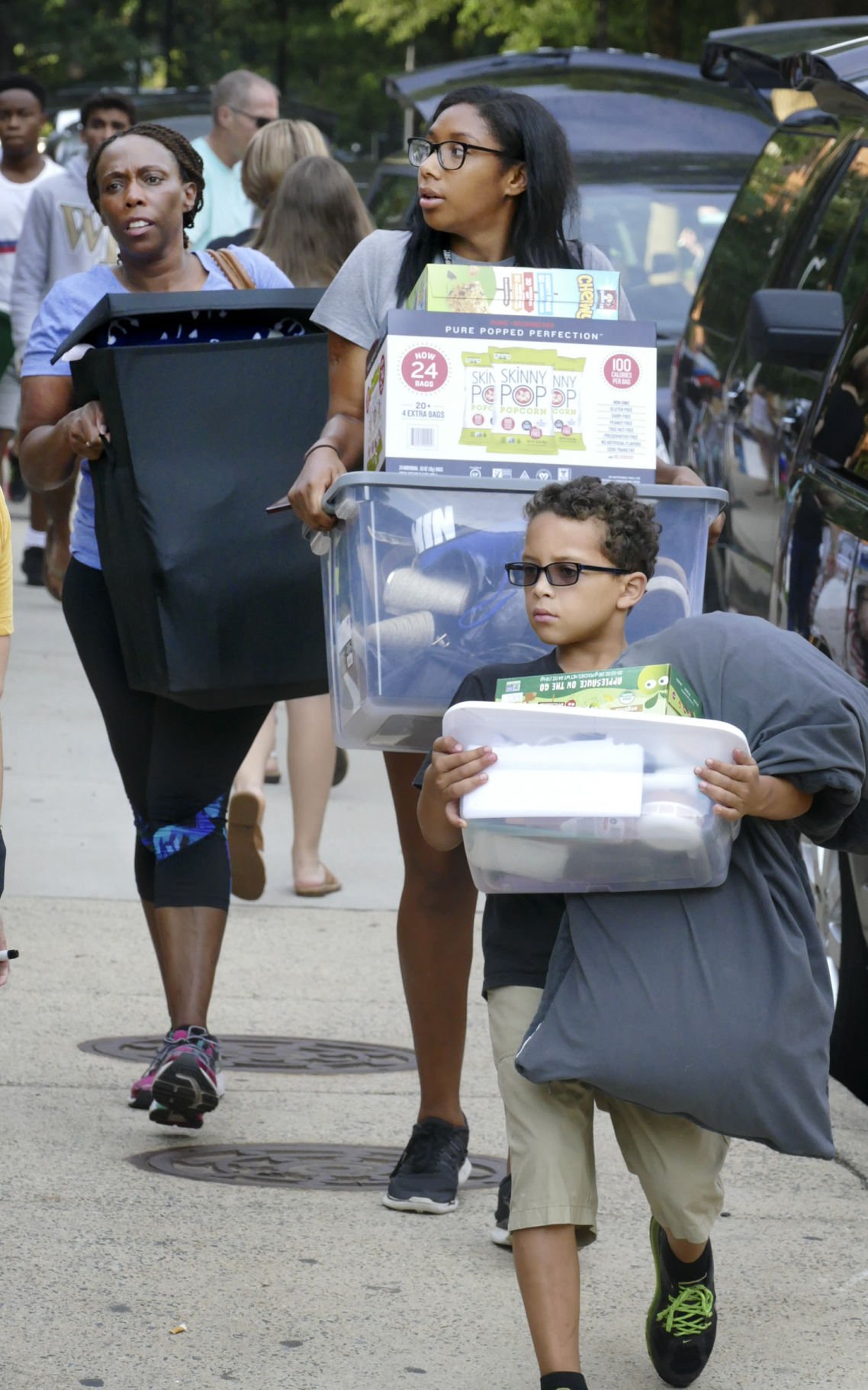 Photos: New crop of freshmen moves in at Wake Forest | Galleries ...