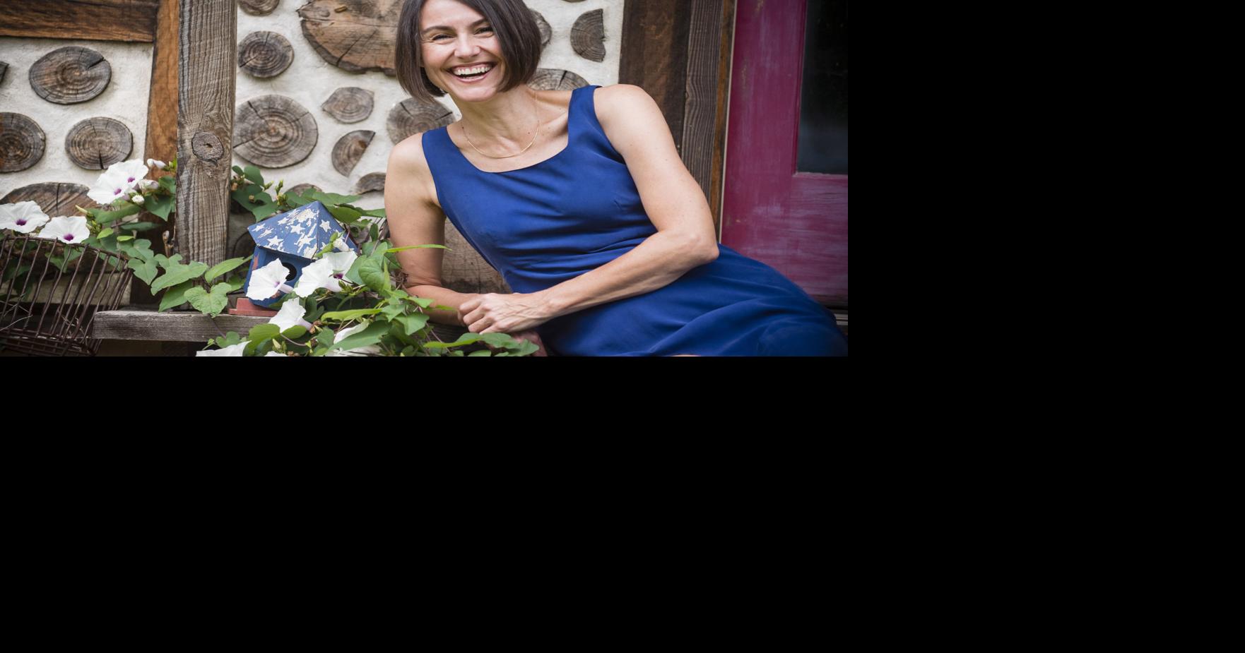 Monthly Martha Bassett show part of Reeves' lineup