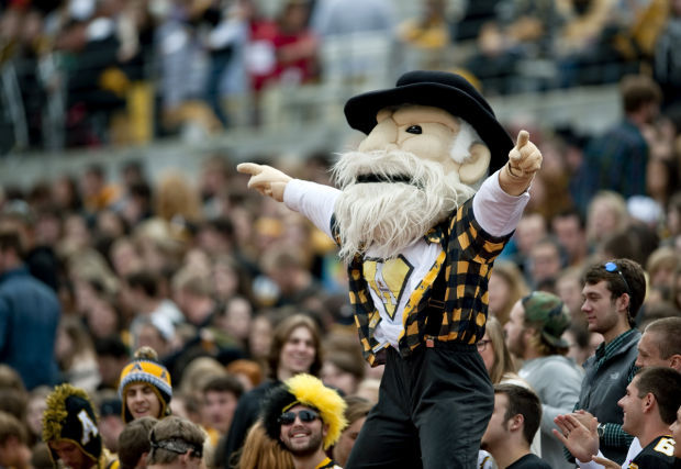 Mountaineers eager to get offense back on track