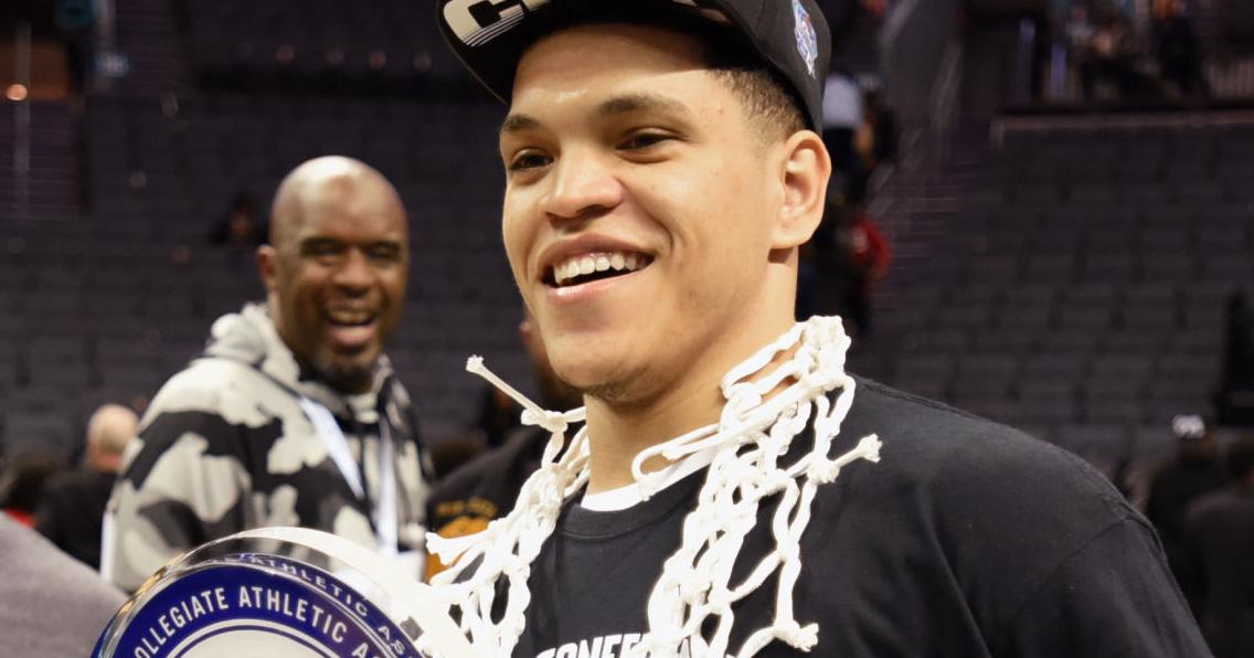 WSSU's Rob Colon signs professional basketball contract with team in ...
