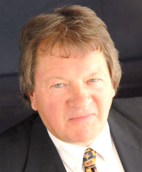 Coggins, Christopher R E
