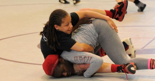 Still Working Hard: Wrestler Breonnah Neal takes her dedication to college