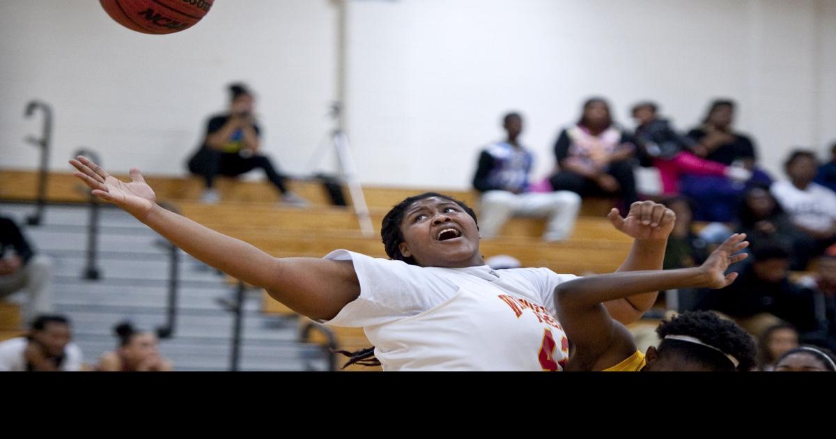 Mary Garber Holiday Classic Semifinals