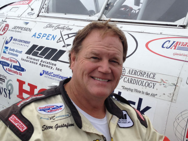 Gray skies don’t stop crowd at Air Show