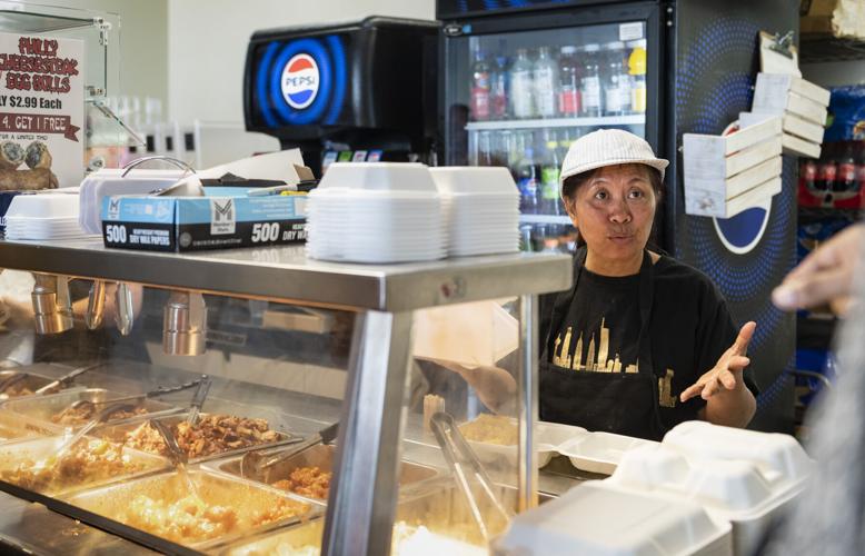 Asian restaurant Jade Express opens in Parkway Plaza