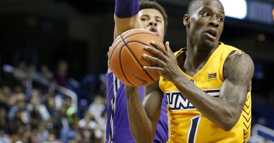 UNCG's Isaiah Miller will return for senior basketball season
