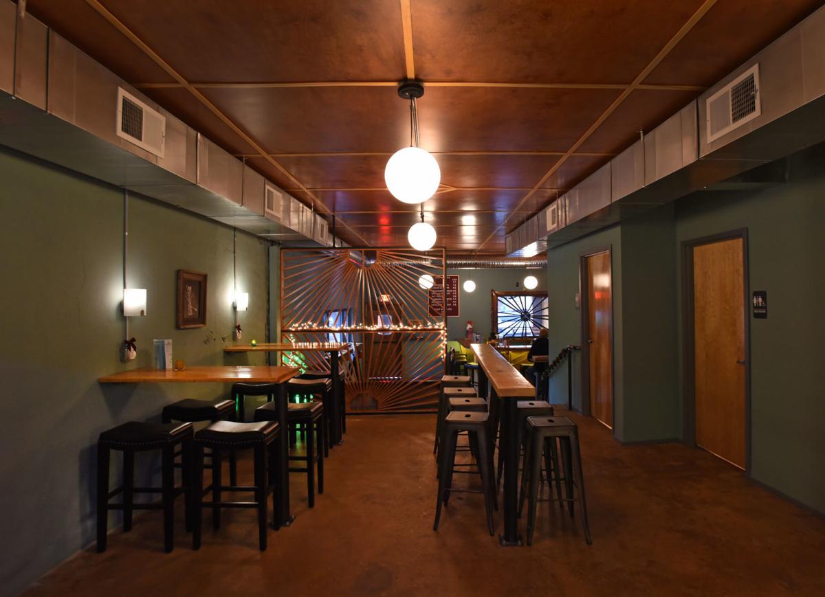 Downtown Hoots Satellite bar opens in arts district