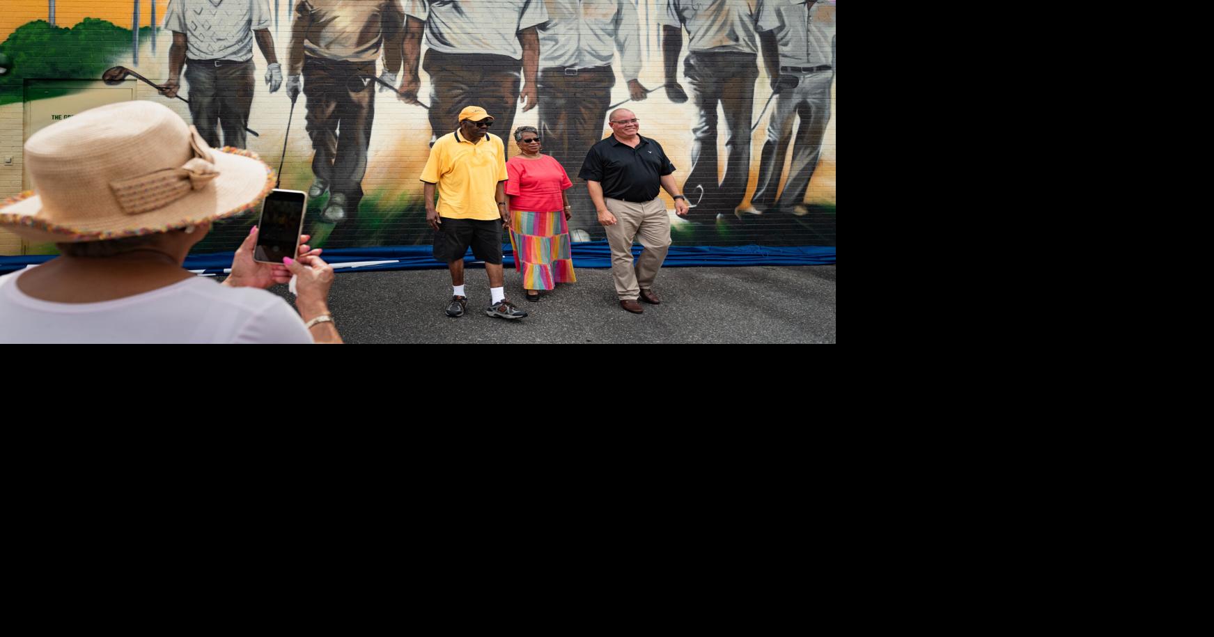 Gillespie Golf Course unveils mural of 'Greensboro Six'