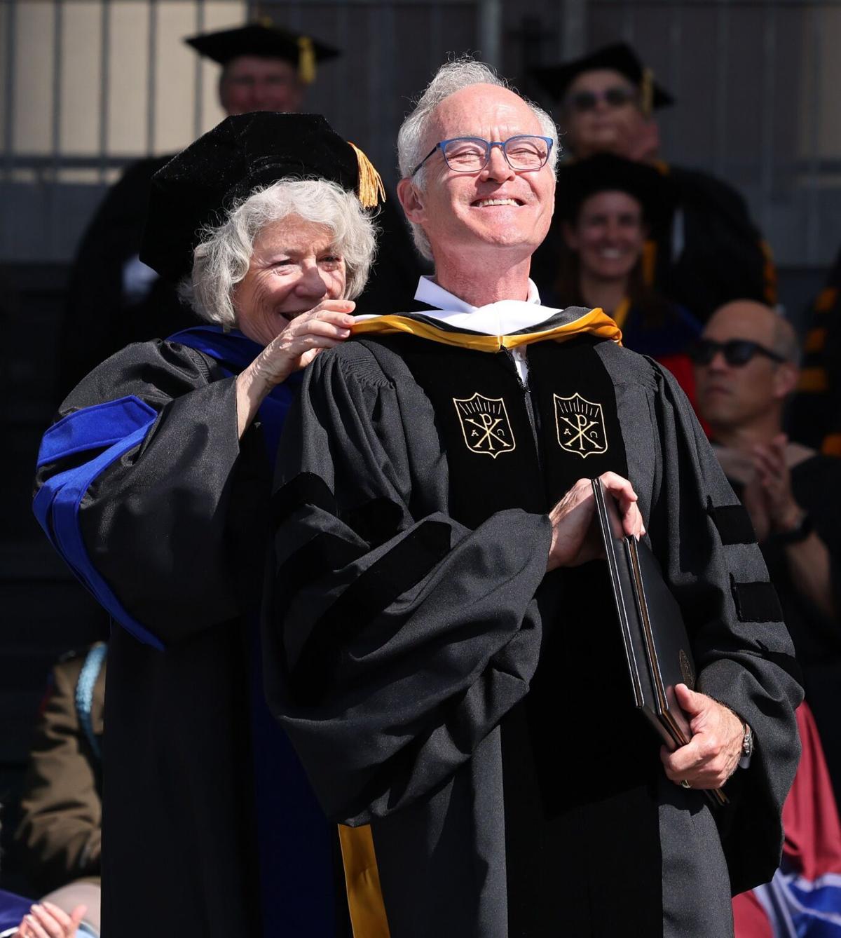 Scott Pelley urges Wake Forest grads to protect democracy