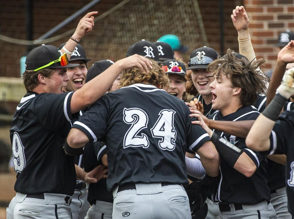 Reagan earns NCBCA Region 5 awards for assistant and field