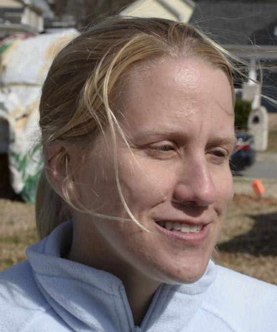 Students spend spring break building houses for Habitat