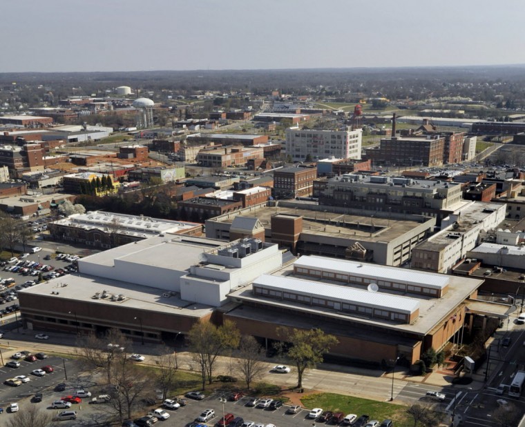 Winston-Salem chamber will stick with Benton for expo