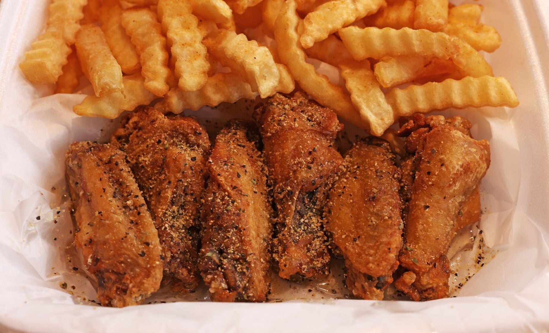 777 Wings & Deli opens on Peters Creek in Winston-Salem NC