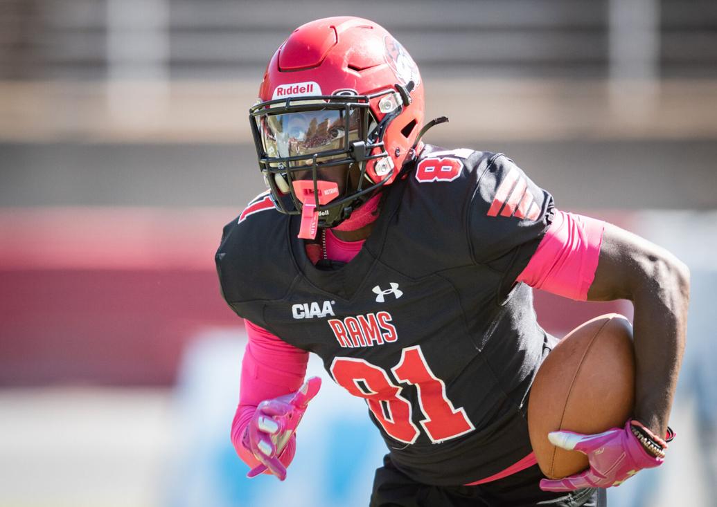 Daylin Lee, Trevon Hester lead WSSU past Shaw 34-14
