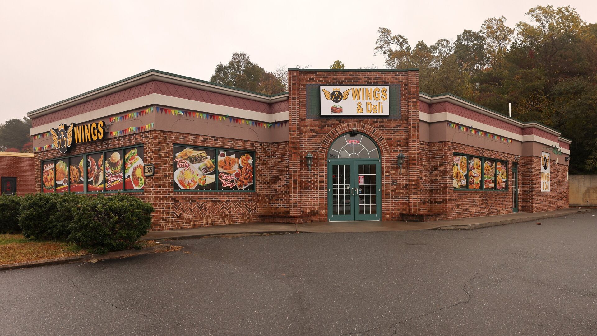 777 Wings & Deli opens on Peters Creek in Winston-Salem NC