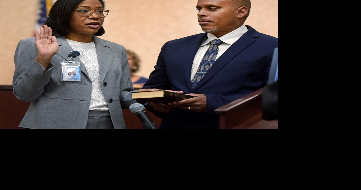 Shontell Robinson beccomes Forsyth County manager