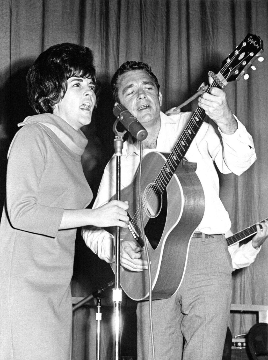 Road to 'Happy': Sixty years ago, Donna Fargo headed west to chase a dream