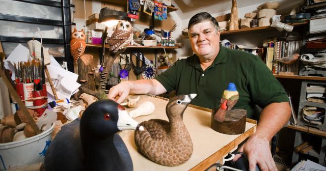 Carver: Painting techniques make pieces realistic