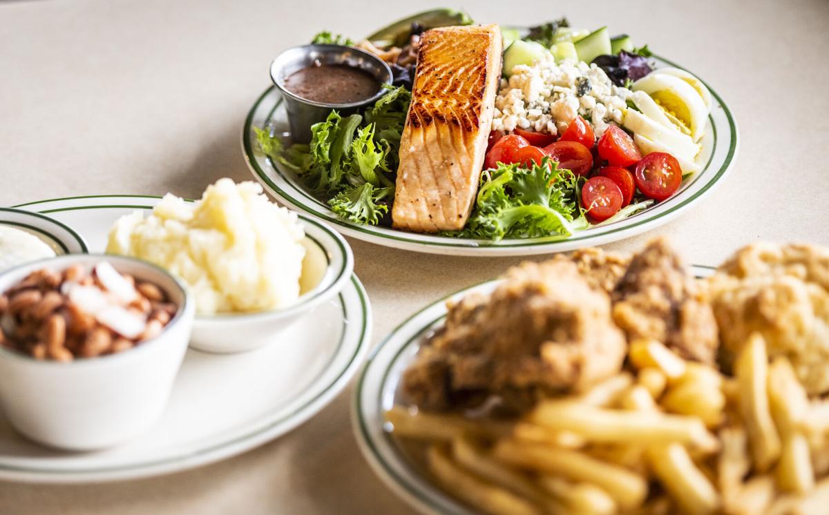 The Bluffs is once again serving fried chicken and more on the Blue ...