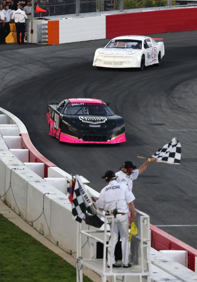 Burt Myers picks up win No. 99 in Modified race at Bowman Gray Stadium