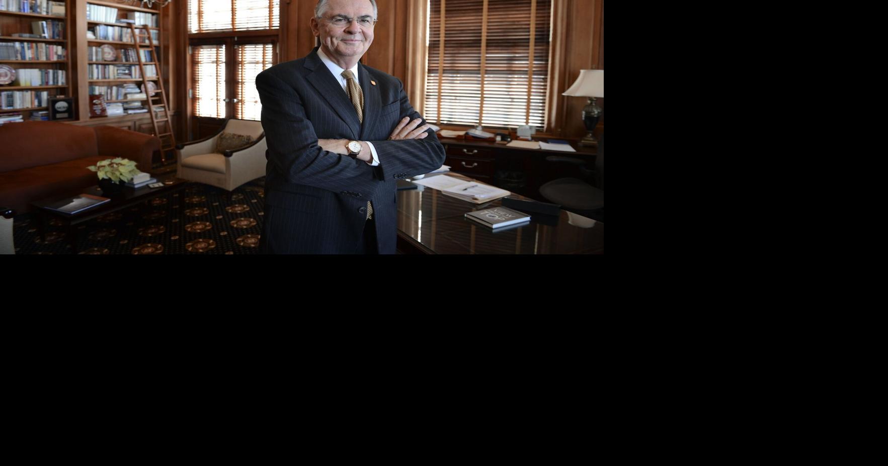 Wake Forest University President Nathan Hatch to retire in June 2021