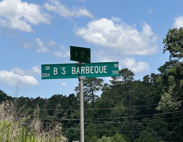 Barbecue beckons Wake Forest fans to celebrated eateries