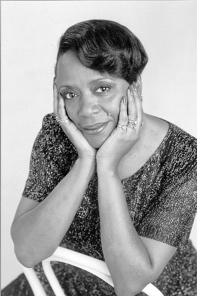 'People left her shows happy.' Melva Houston, renowned singer, dies at 70.