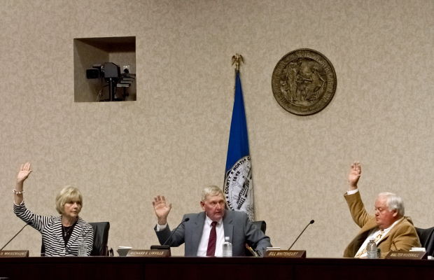 Commissioners approve concealed carry in Tanglewood