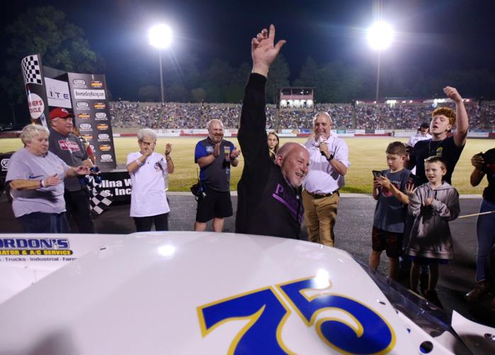 Full slate of racing again on Saturday night at Bowman Gray