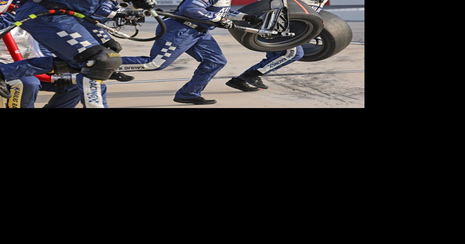 Former NFL football players become NASCAR pit crew members