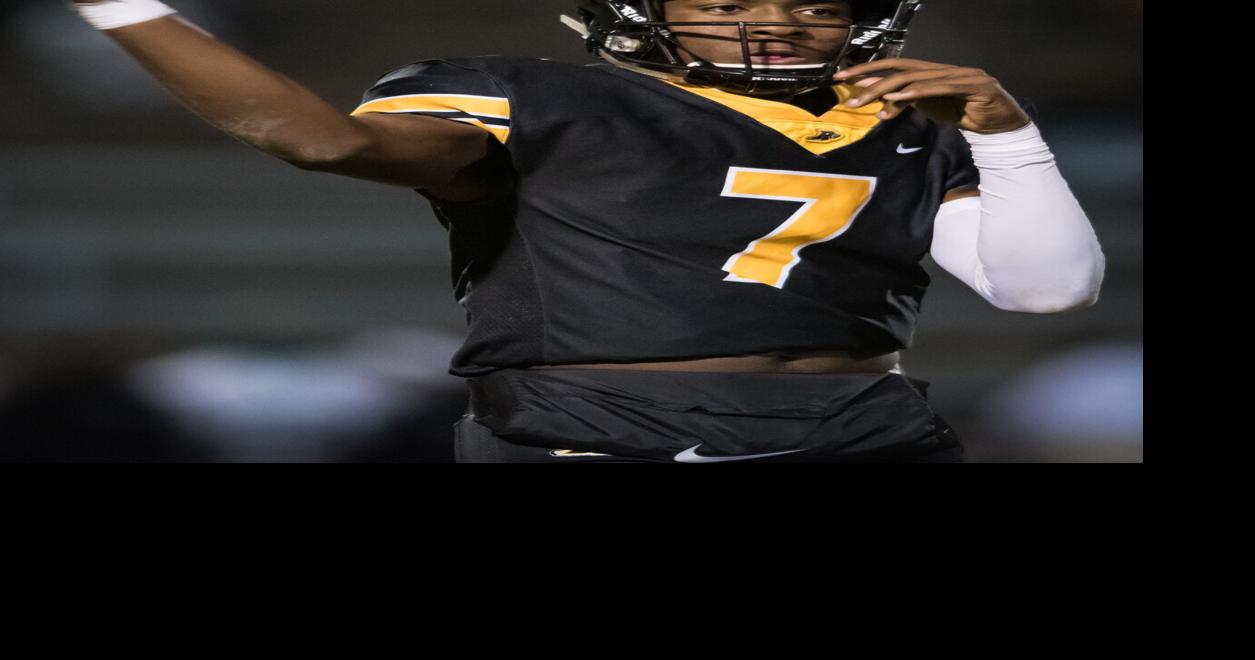 Pandemic put Caden Davis, a quarterback and basketball player at ...